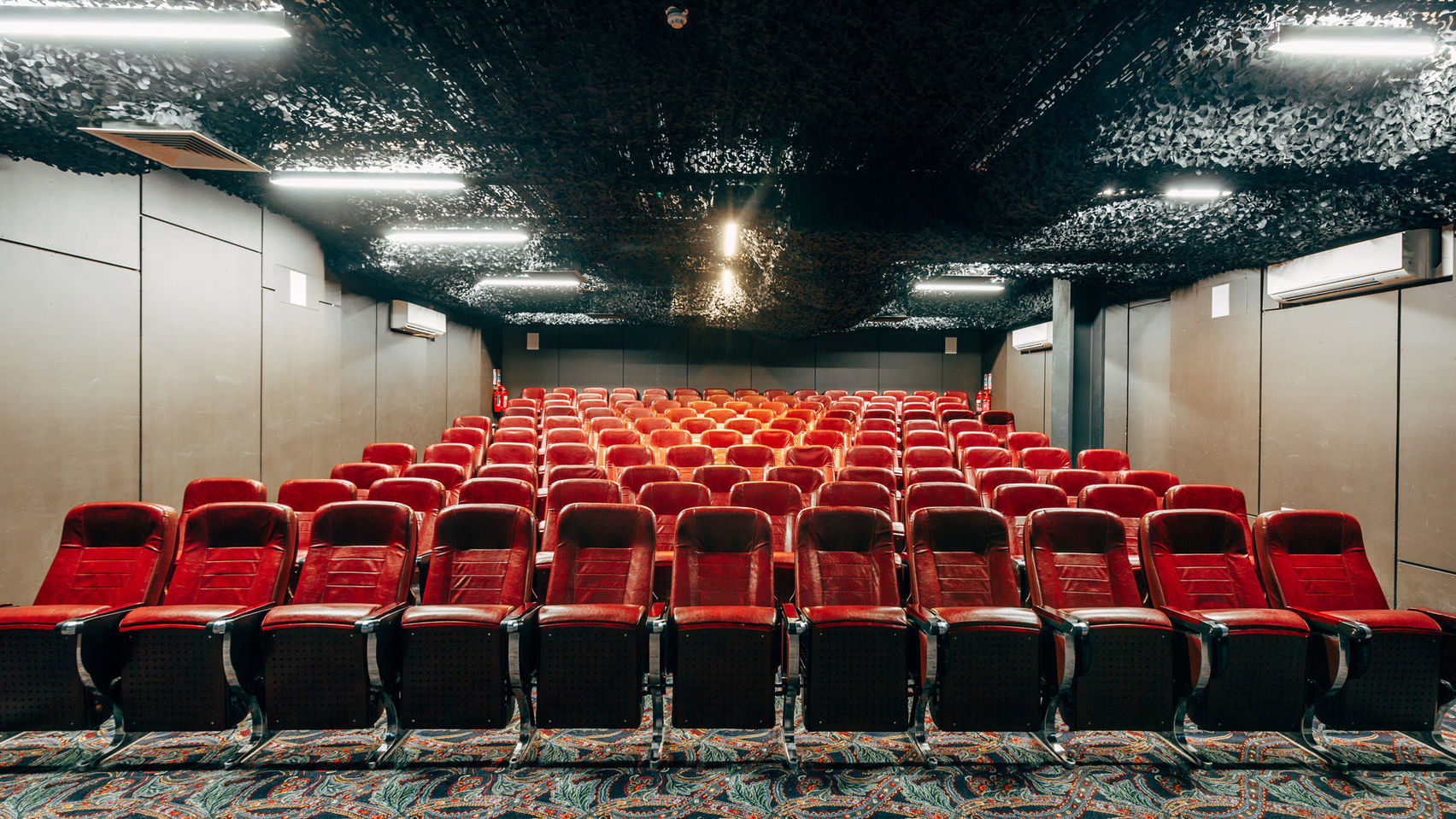Book Screening Room , The Stay Club Colindale (LONDON) – HeadBox